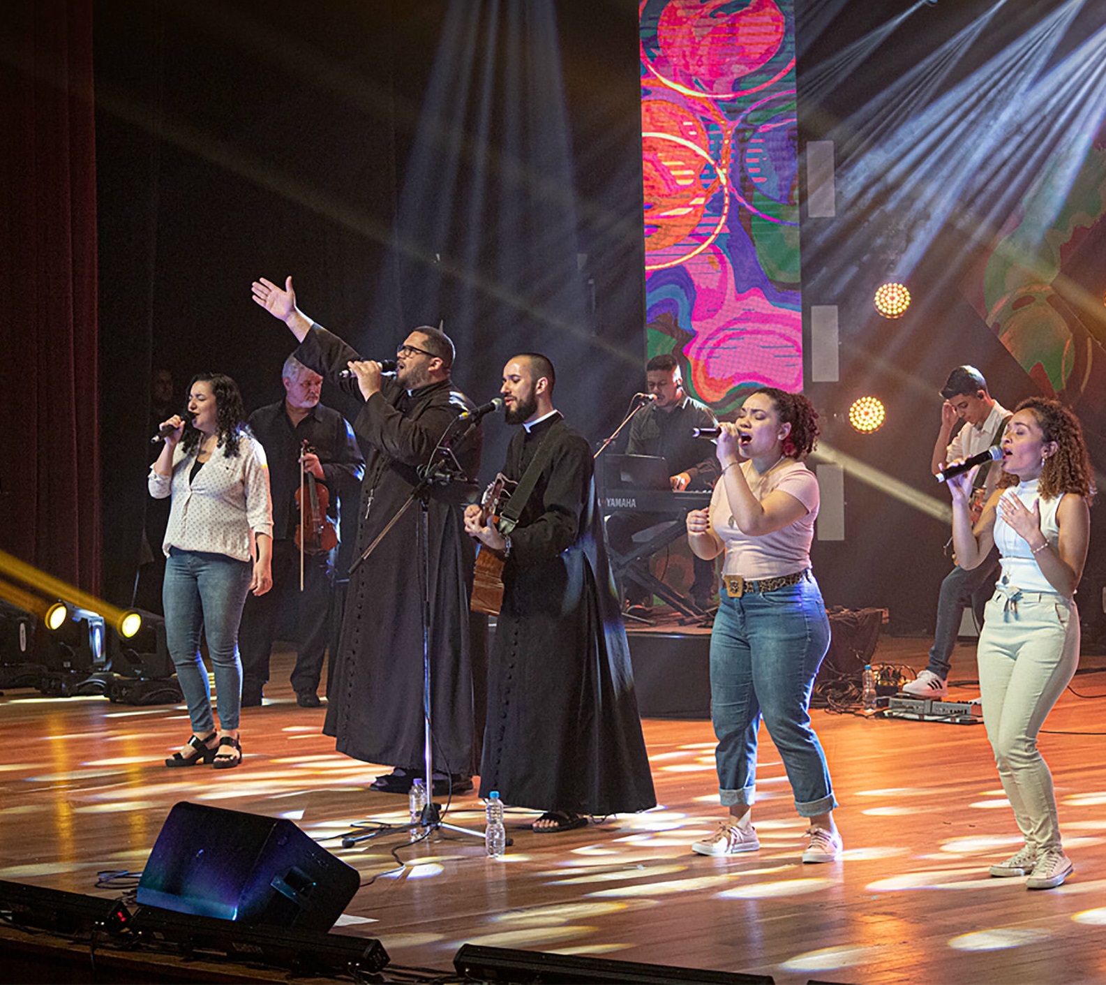 Festa da Padroeira em Pompeia terá show com Grupo Fraternidade São João Paulo II – Radar014